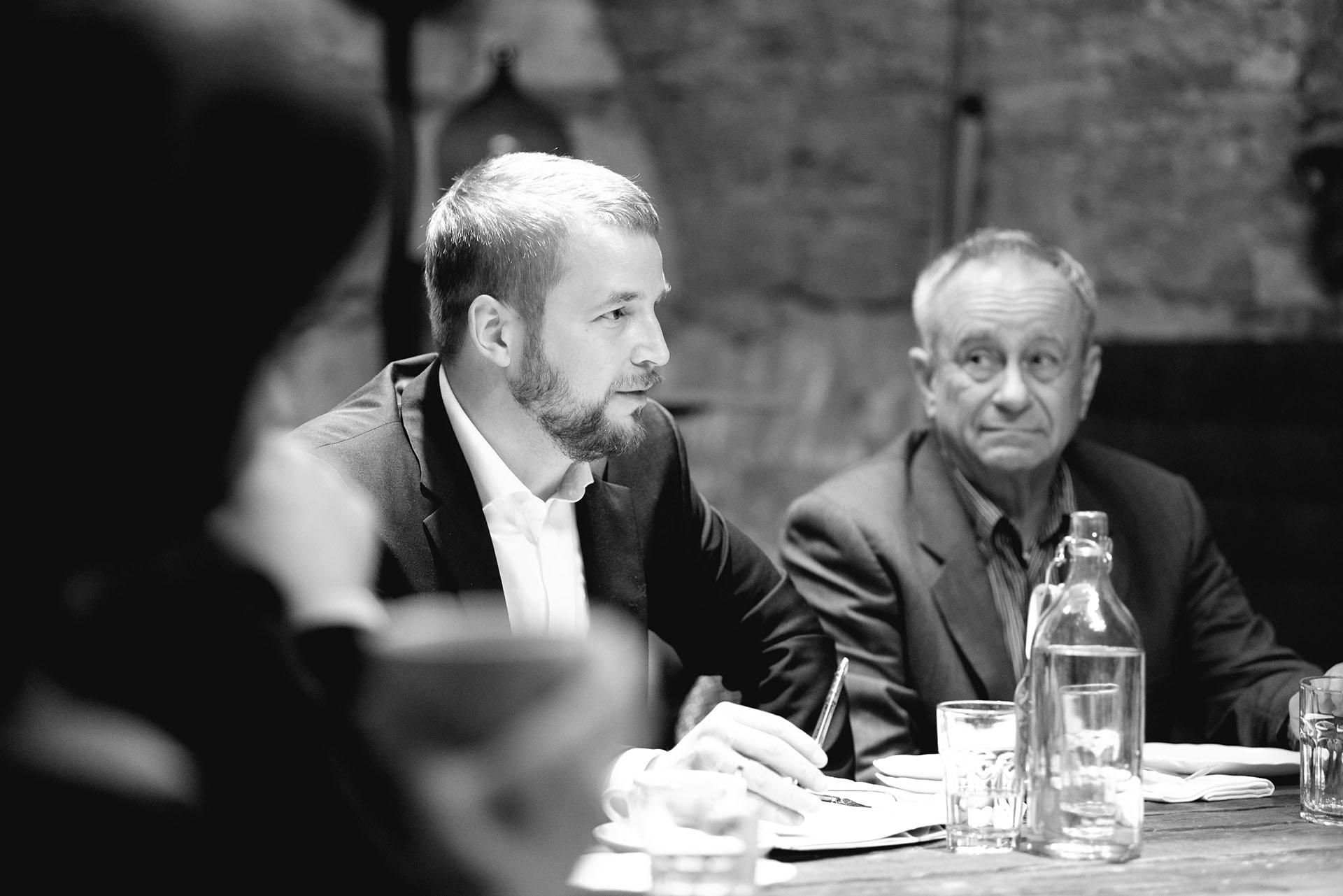 Interjú dr. Prónay Bencével, a Pezsgőkonferencia társszerzőjével - Vince